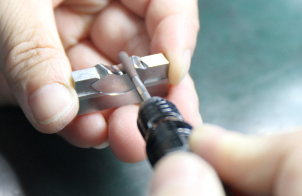 An In-depth Analysis of Tungsten Carbide’s Corrosion Resistance - Yizemold