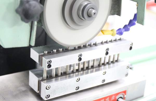 Key Points of Tungsten Carbide Plate Grinding Process - Yizemold